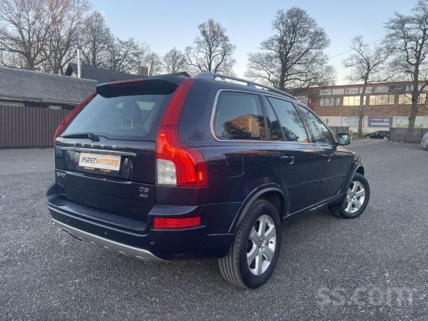Zils Volvo XC90 2014 Rīga, ar dzinēja tilpumu 2.40 L un nobraukumu 256 tūkst. km par 12450 €, foto 4 vietnē AUTOMOTO.COM.LV