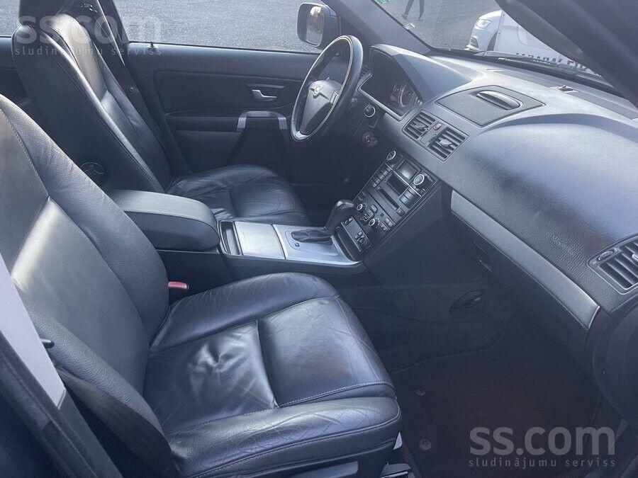 Синий Вольво ХС90 2014 в Рига, объемом двигателя 2.40 л и пробегом 256 тыс. км за 10950 €, фото 10 на AUTOMOTO.COM.LV