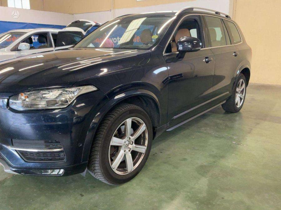 Zils Volvo XC90 2015 Viļņa, ar dzinēja tilpumu 1.97 L un nobraukumu 237 tūkst. km par 15699 €, foto 2 vietnē AUTOMOTO.COM.LV