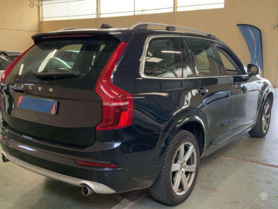 Zils Volvo XC90 2015 Viļņa, ar dzinēja tilpumu 1.97 L un nobraukumu 237 tūkst. km par 15699 €, foto 8 vietnē AUTOMOTO.COM.LV