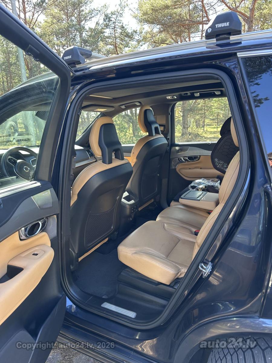 Zils Volvo XC90 2015 Tallina, ar dzinēja tilpumu 2.00 L un nobraukumu 243 tūkst. km par 15900 €, foto 12 vietnē AUTOMOTO.COM.LV