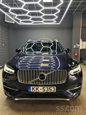 Zils Volvo XC90 2015 Rīga, ar dzinēja tilpumu 2.00 L un nobraukumu 228 tūkst. km par 18990 €, foto 3 vietnē AUTOMOTO.COM.LV
