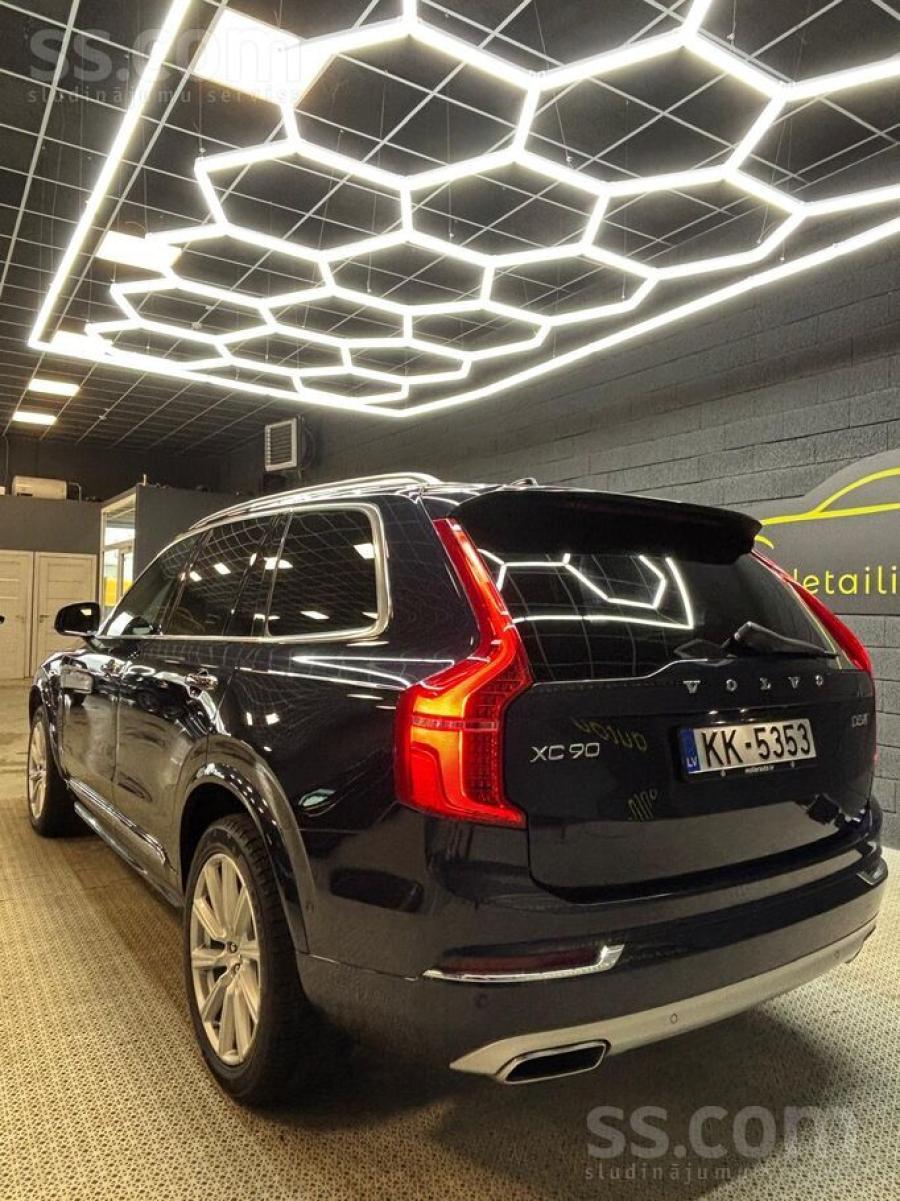 Zils Volvo XC90 2015 Rīga, ar dzinēja tilpumu 2.00 L un nobraukumu 228 tūkst. km par 18990 €, foto 7 vietnē AUTOMOTO.COM.LV