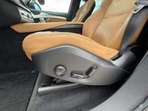 Zils Volvo XC90 2015 Viļņa, ar dzinēja tilpumu 1.97 L un nobraukumu 268 tūkst. km par 20980 €, foto 10 vietnē AUTOMOTO.COM.LV