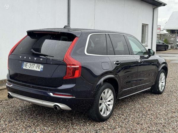 Blue Volvo XC90 2015 in Taurage, with an engine capacity of 1.97 L and mileage of 320 thousand km for 13900 €, photo 6 on AUTOMOTO.COM.LV