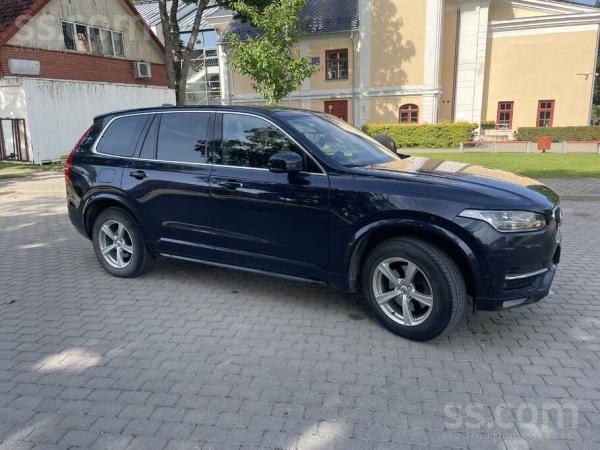 Синий Вольво ХС90 2015 в Рига, объемом двигателя 2.00 л и пробегом 410 тыс. км за 11000 €, фото 3 на AUTOMOTO.COM.LV