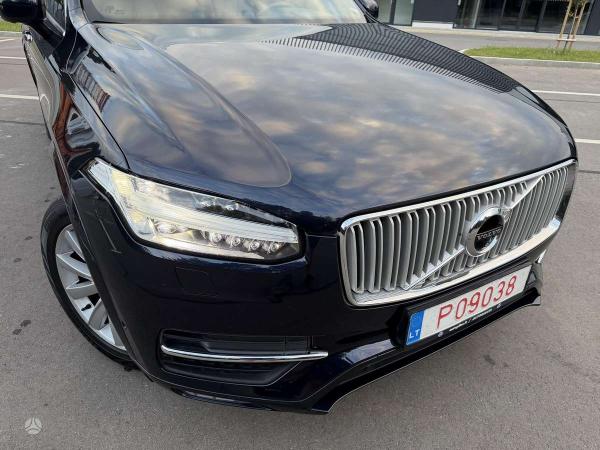 Blue Volvo XC90 2015 in Utena, with an engine capacity of 1.97 L and mileage of 273 thousand km for 18000 €, photo 7 on AUTOMOTO.COM.LV
