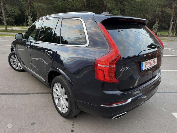 Blue Volvo XC90 2015 in Utena, with an engine capacity of 1.97 L and mileage of 273 thousand km for 18000 €, photo 11 on AUTOMOTO.COM.LV