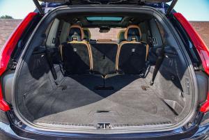 Zils Volvo XC90 2015 Marijampole, ar dzinēja tilpumu 1.97 L un nobraukumu 267 tūkst. km par 20950 €, foto 12 vietnē AUTOMOTO.COM.LV