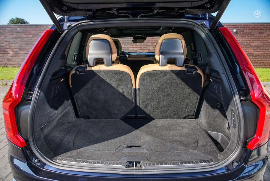Zils Volvo XC90 2015 Marijampole, ar dzinēja tilpumu 1.97 L un nobraukumu 267 tūkst. km par 20950 €, foto 13 vietnē AUTOMOTO.COM.LV