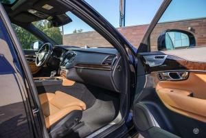 Zils Volvo XC90 2015 Marijampole, ar dzinēja tilpumu 1.97 L un nobraukumu 267 tūkst. km par 20950 €, foto 43 vietnē AUTOMOTO.COM.LV
