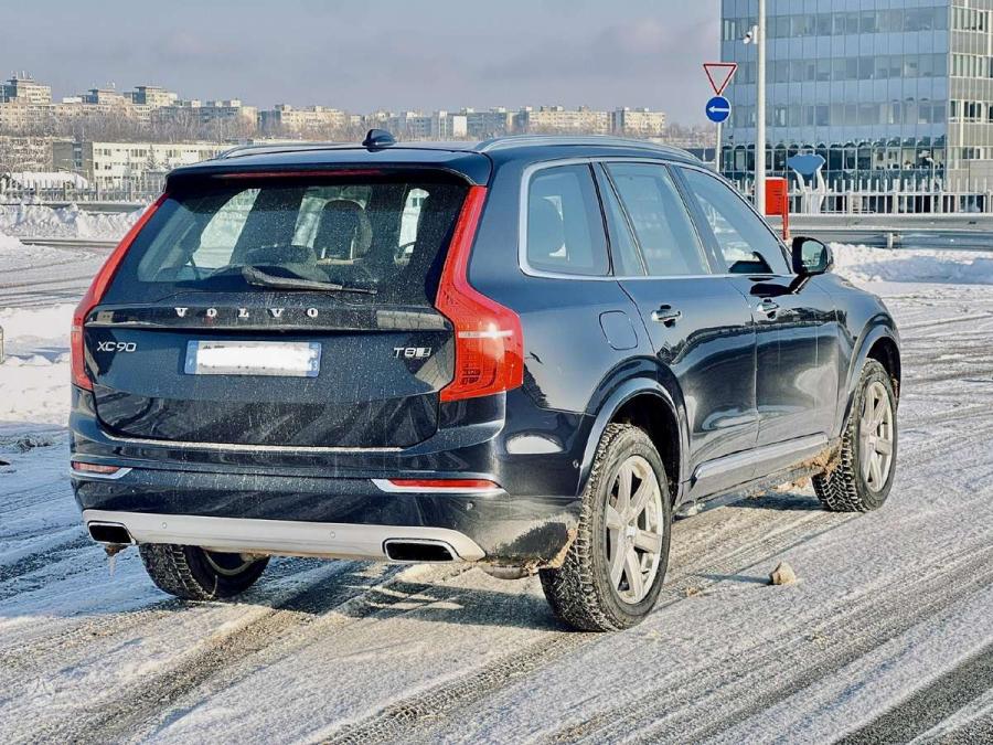 Zils Volvo XC90 2016 Viļņa, ar dzinēja tilpumu 2.00 L un nobraukumu 300 tūkst. km par 18700 €, foto 5 vietnē AUTOMOTO.COM.LV