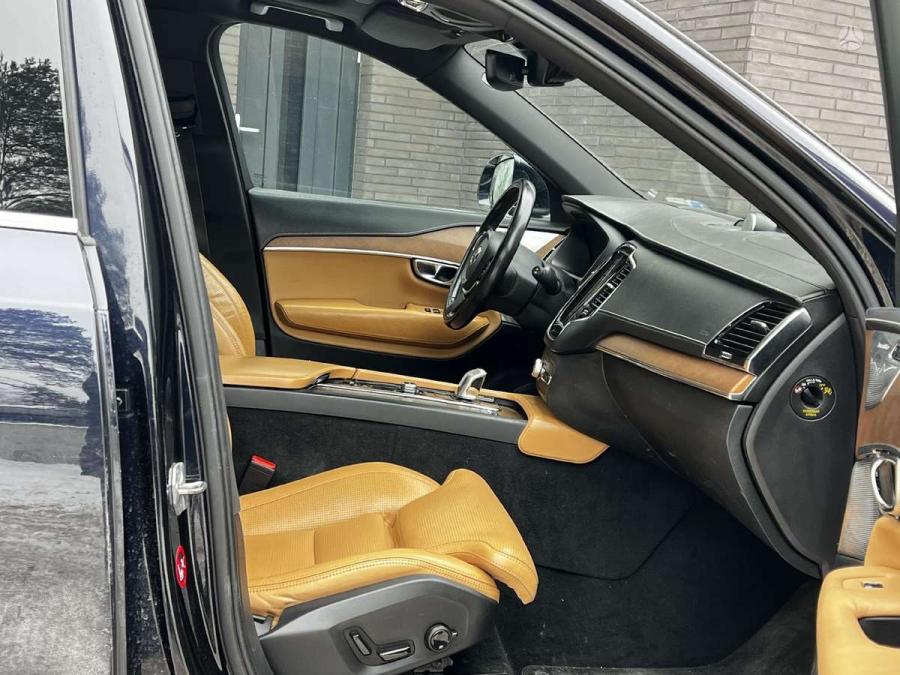 Zils Volvo XC90 2016 Viļņa, ar dzinēja tilpumu 2.00 L un nobraukumu 310 tūkst. km par 16600 €, foto 11 vietnē AUTOMOTO.COM.LV