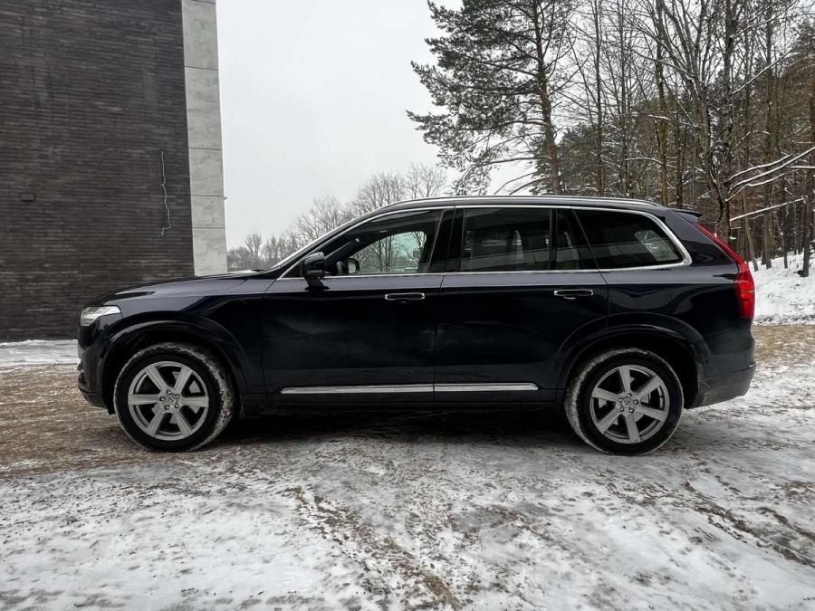 Zils Volvo XC90 2016 Viļņa, ar dzinēja tilpumu 2.00 L un nobraukumu 310 tūkst. km par 16600 €, foto 23 vietnē AUTOMOTO.COM.LV
