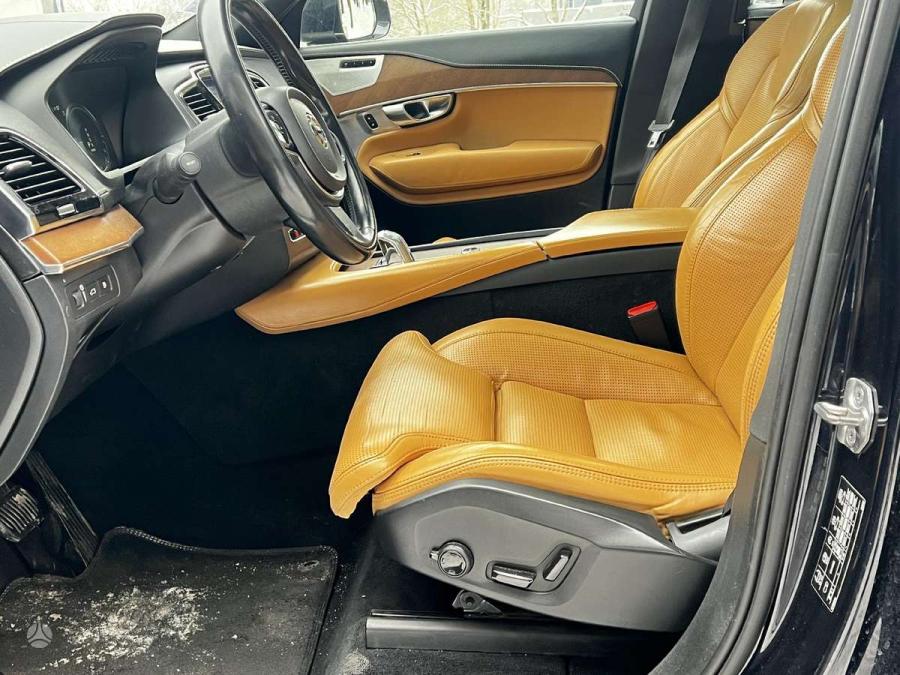 Zils Volvo XC90 2016 Viļņa, ar dzinēja tilpumu 2.00 L un nobraukumu 310 tūkst. km par 16600 €, foto 27 vietnē AUTOMOTO.COM.LV