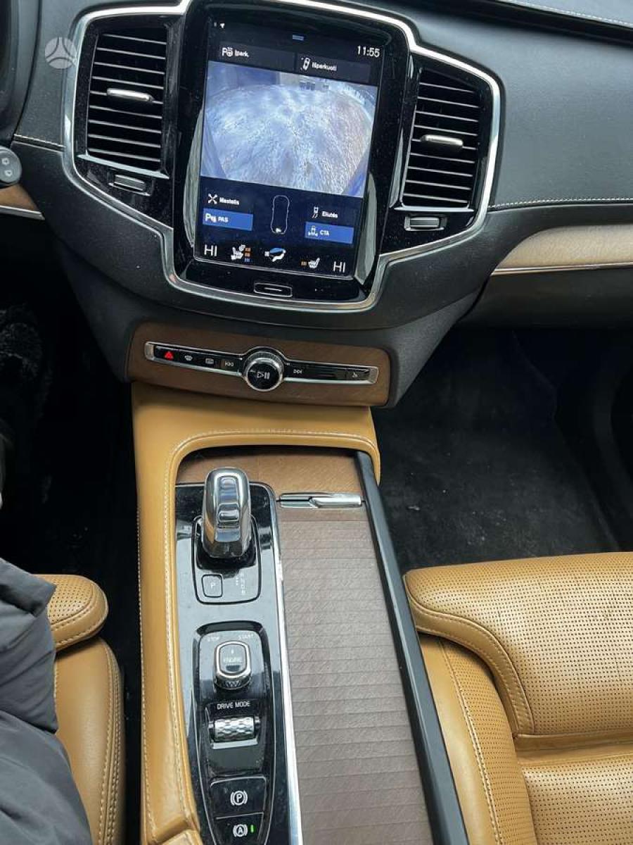 Zils Volvo XC90 2016 Viļņa, ar dzinēja tilpumu 2.00 L un nobraukumu 310 tūkst. km par 16600 €, foto 35 vietnē AUTOMOTO.COM.LV