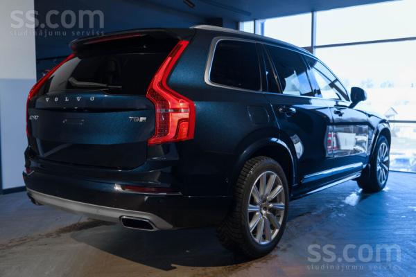 Zils Volvo XC90 2016 Rīga, ar dzinēja tilpumu 2.00 L un nobraukumu 200 tūkst. km par 23500 €, foto 4 vietnē AUTOMOTO.COM.LV