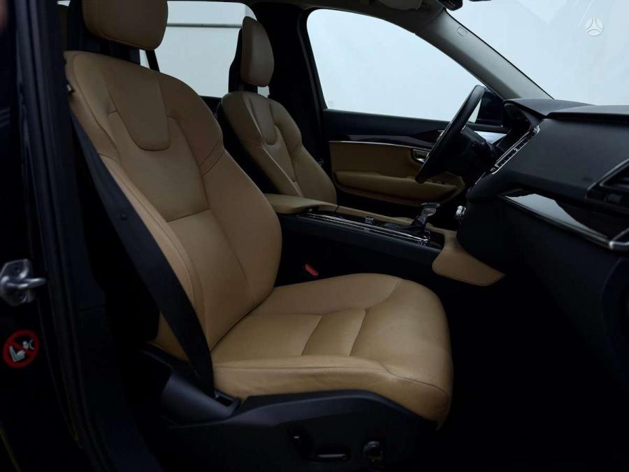 Blue Volvo XC90 2016 in Vilnius, with an engine capacity of 1.97 L and mileage of 89 thousand km for 21800 €, photo 19 on AUTOMOTO.COM.LV