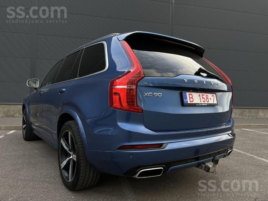 Blue Volvo XC90 2016 in Riga, with an engine capacity of 2.00 L and mileage of 258 thousand km for 23500 €, photo 5 on AUTOMOTO.COM.LV