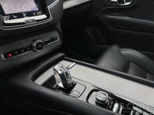 Blue Volvo XC90 2016 in Riga, with an engine capacity of 2.00 L and mileage of 258 thousand km for 23500 €, photo 11 on AUTOMOTO.COM.LV