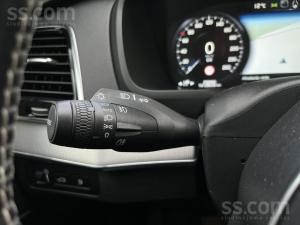 Blue Volvo XC90 2016 in Riga, with an engine capacity of 2.00 L and mileage of 258 thousand km for 23500 €, photo 16 on AUTOMOTO.COM.LV