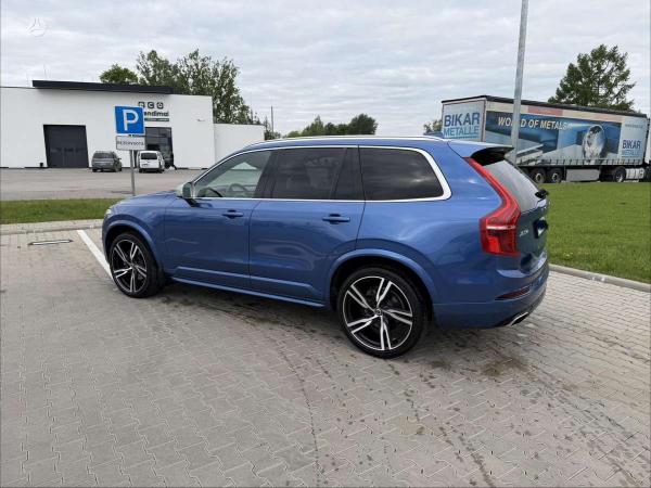 Blue Volvo XC90 2016 in Siauliai, with an engine capacity of 1.97 L and mileage of 182 thousand km for 17500 €, photo 3 on AUTOMOTO.COM.LV