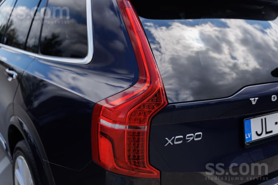 Blue Volvo XC90 2016 in Riga, with an engine capacity of 2.00 L and mileage of 0 thousand km for 19990 €, photo 9 on AUTOMOTO.COM.LV
