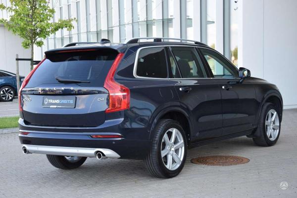 Blue Volvo XC90 2016 in Vilnius, with an engine capacity of 1.97 L and mileage of 326 thousand km for 15500 €, photo 10 on AUTOMOTO.COM.LV