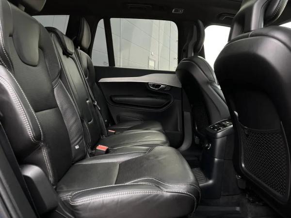 Blue Volvo XC90 2016 in Riga, with an engine capacity of 2.00 L and mileage of 258 thousand km for 23500 €, photo 7 on AUTOMOTO.COM.LV