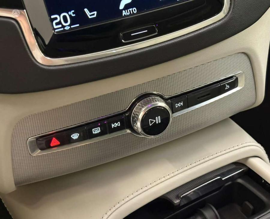 Zils Volvo XC90 2016 Marijampole, ar dzinēja tilpumu 1.97 L un nobraukumu 258 tūkst. km par 20500 €, foto 11 vietnē AUTOMOTO.COM.LV