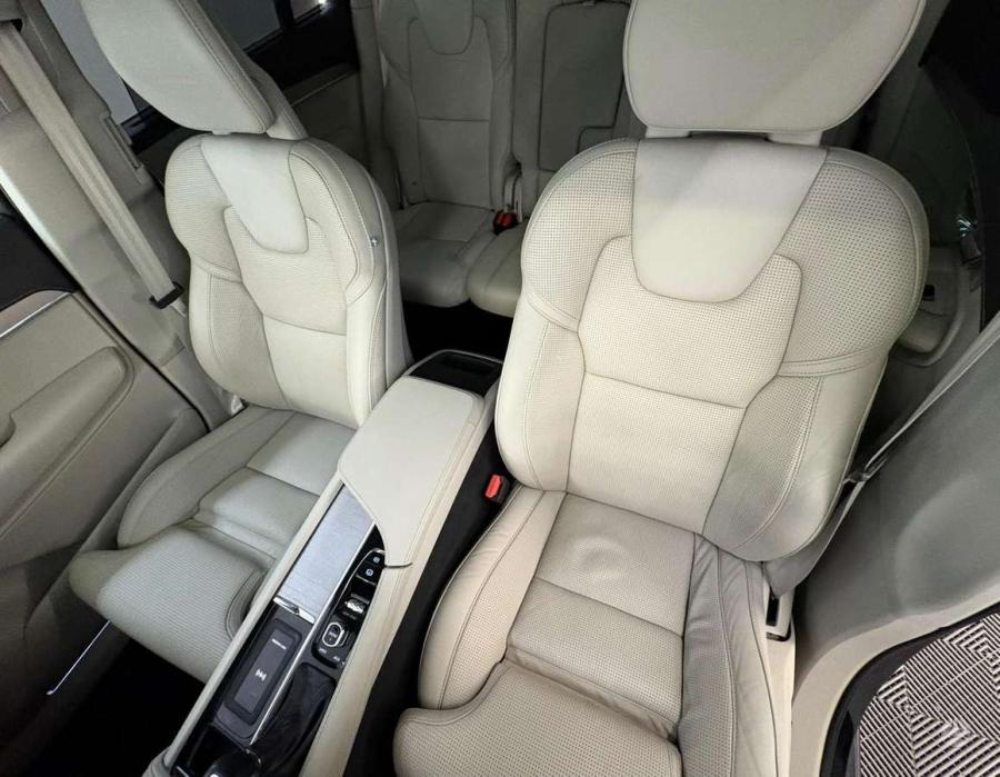 Zils Volvo XC90 2016 Marijampole, ar dzinēja tilpumu 1.97 L un nobraukumu 258 tūkst. km par 20500 €, foto 52 vietnē AUTOMOTO.COM.LV