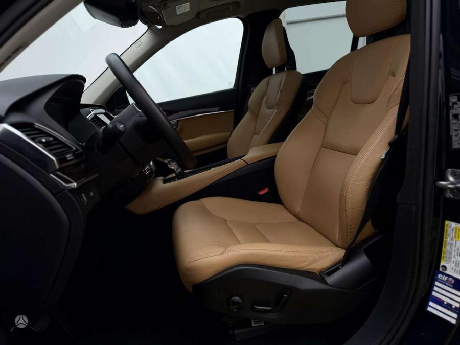 Zils Volvo XC90 2016 Viļņa, ar dzinēja tilpumu 1.97 L un nobraukumu 89 tūkst. km par 19999 €, foto 18 vietnē AUTOMOTO.COM.LV