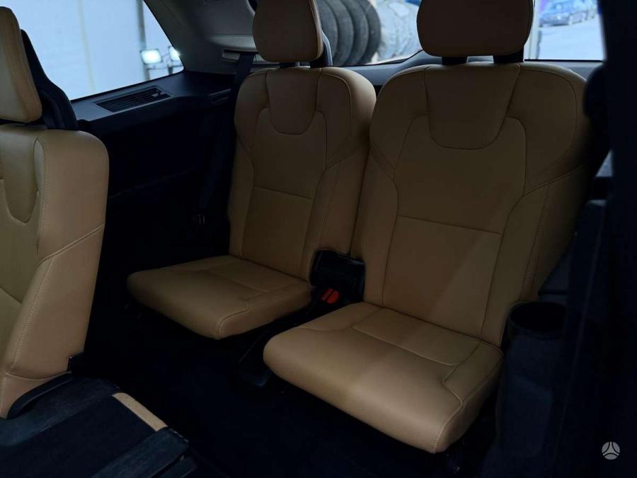 Zils Volvo XC90 2016 Viļņa, ar dzinēja tilpumu 1.97 L un nobraukumu 89 tūkst. km par 19950 €, foto 13 vietnē AUTOMOTO.COM.LV