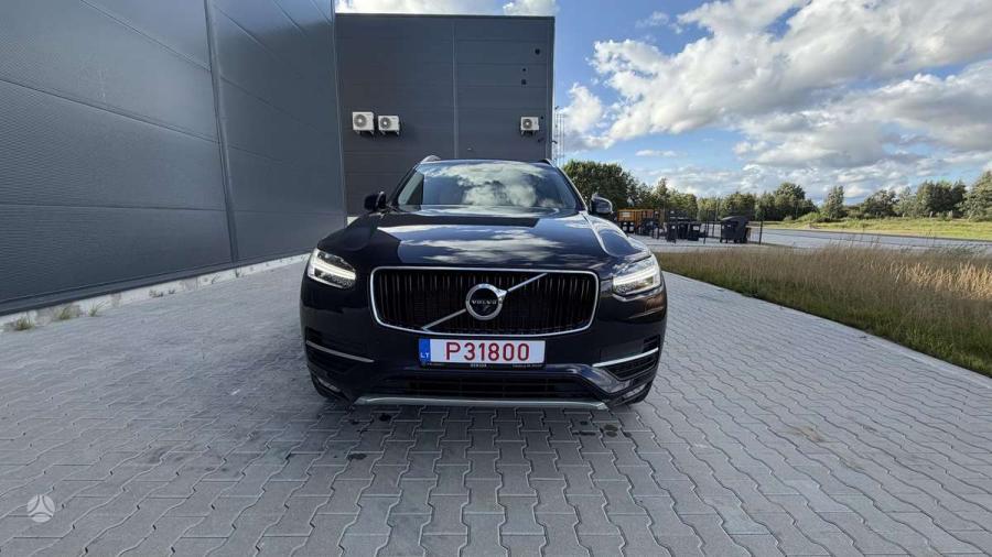 Blue Volvo XC90 2016 in Siauliai, with an engine capacity of 1.97 L and mileage of 241 thousand km for 13850 €, photo 3 on AUTOMOTO.COM.LV