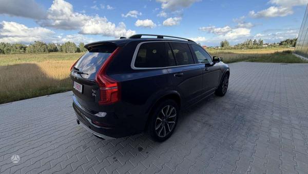 Blue Volvo XC90 2016 in Siauliai, with an engine capacity of 1.97 L and mileage of 241 thousand km for 13850 €, photo 5 on AUTOMOTO.COM.LV