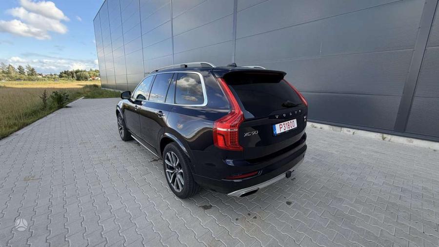 Blue Volvo XC90 2016 in Siauliai, with an engine capacity of 1.97 L and mileage of 241 thousand km for 13850 €, photo 7 on AUTOMOTO.COM.LV