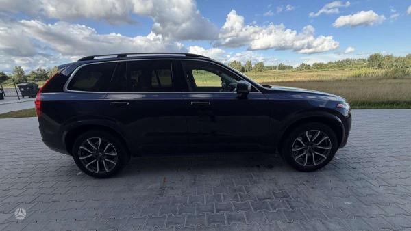 Blue Volvo XC90 2016 in Siauliai, with an engine capacity of 1.97 L and mileage of 241 thousand km for 13850 €, photo 8 on AUTOMOTO.COM.LV