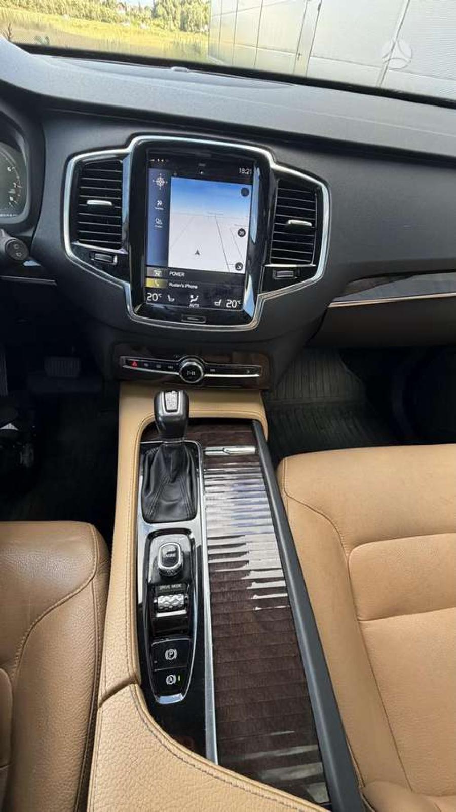 Blue Volvo XC90 2016 in Siauliai, with an engine capacity of 1.97 L and mileage of 241 thousand km for 13850 €, photo 15 on AUTOMOTO.COM.LV