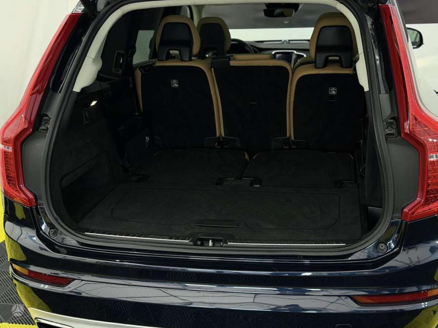 Blue Volvo XC90 2016 in Vilnius, with an engine capacity of 1.97 L and mileage of 89 thousand km for 19950 €, photo 15 on AUTOMOTO.COM.LV