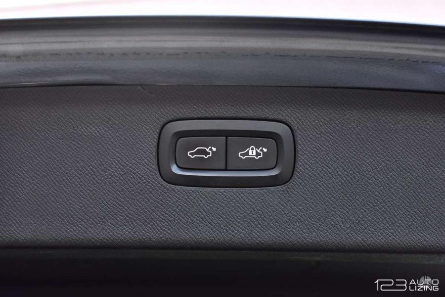 Blue Volvo XC90 2016 in Kretinga, with an engine capacity of 2.00 L and mileage of 0 thousand km for 14950 €, photo 11 on AUTOMOTO.COM.LV