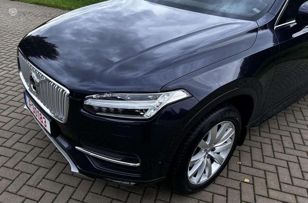 Blue Volvo XC90 2016 in Utena, with an engine capacity of 1.97 L and mileage of 277 thousand km for 16750 €, photo 9 on AUTOMOTO.COM.LV