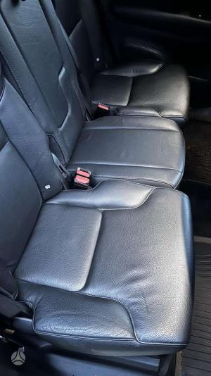 Blue Volvo XC90 2016 in Utena, with an engine capacity of 1.97 L and mileage of 277 thousand km for 16750 €, photo 34 on AUTOMOTO.COM.LV