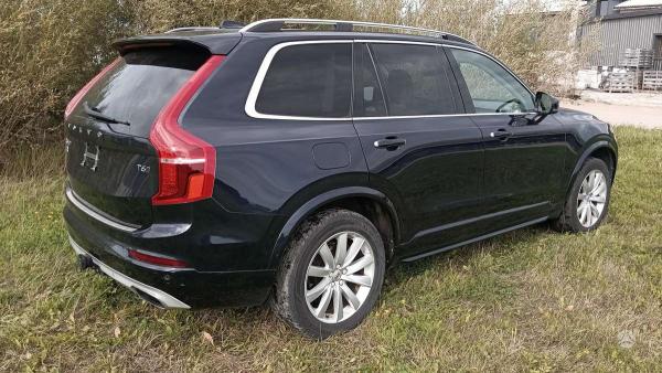 Volvo XC90 2016 Šauļi vietnē Zils Volvo XC90 2016 Šauļi, ar dzinēja tilpumu 1.97 L un nobraukumu 243 tūkst. km par 11800 €, foto 11 vietnē AUTOMOTO.COM.LV