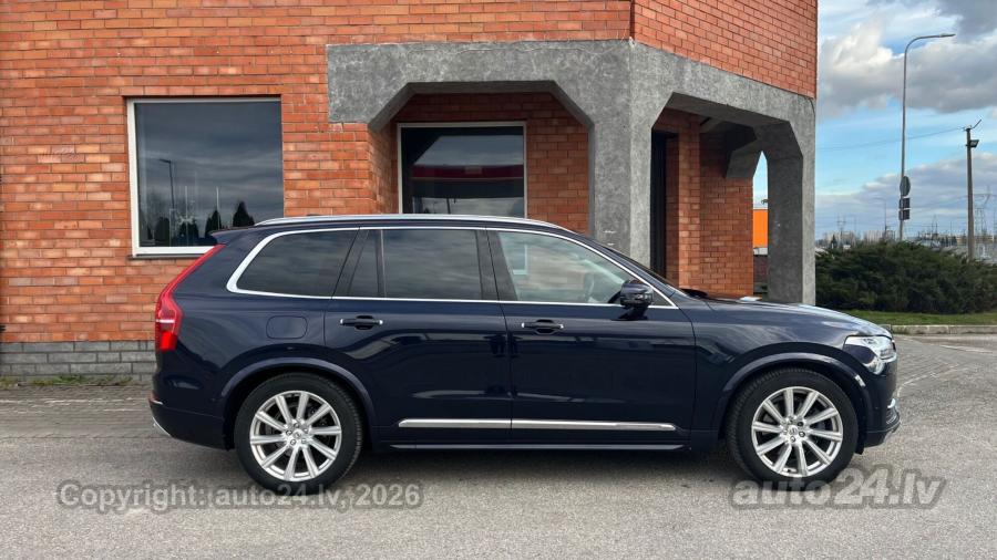 Blue Volvo XC90 2017 in Tartu, with an engine capacity of 2.00 L and mileage of 224 thousand km for 29000 €, photo 1 on AUTOMOTO.COM.LV