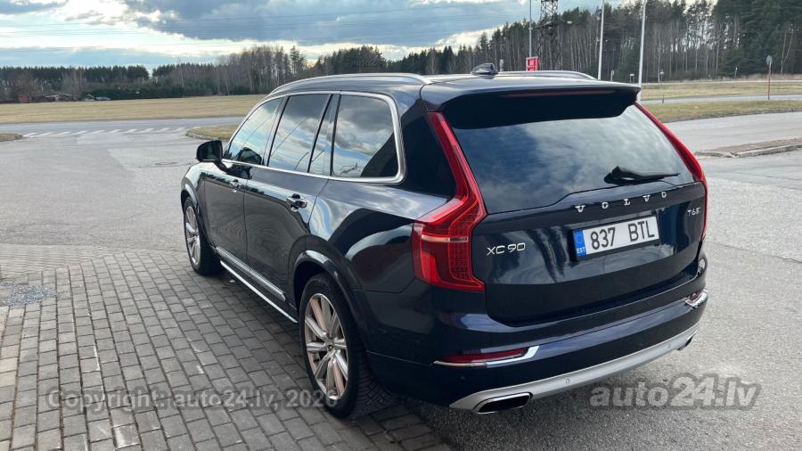 Blue Volvo XC90 2017 in Tartu, with an engine capacity of 2.00 L and mileage of 224 thousand km for 29000 €, photo 5 on AUTOMOTO.COM.LV