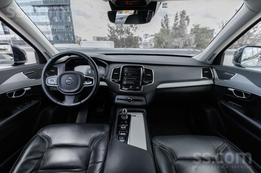 Zils Volvo XC90 2017 Rīga, ar dzinēja tilpumu 2.00 L un nobraukumu 175 tūkst. km par 19990 €, foto 17 vietnē AUTOMOTO.COM.LV