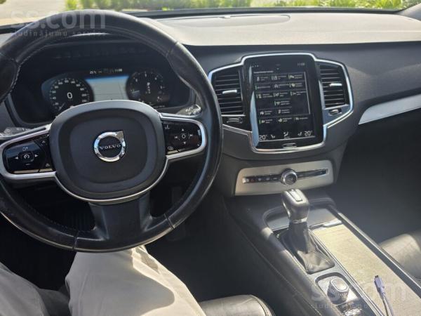 Blue Volvo XC90 2017 in Riga, with an engine capacity of 2.00 L and mileage of 357 thousand km for 19850 €, photo 6 on AUTOMOTO.COM.LV
