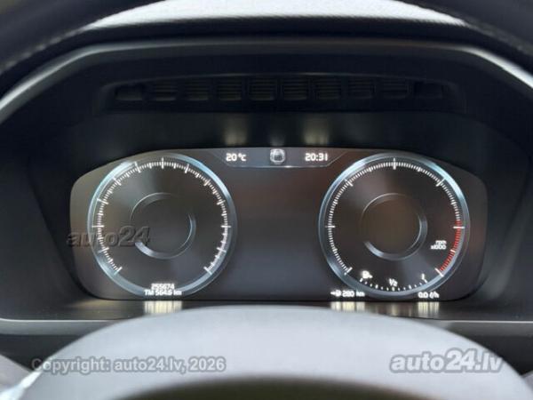 Zils Volvo XC90 2017 Tallina, ar dzinēja tilpumu 2.00 L un nobraukumu 255 tūkst. km par 24300 €, foto 9 vietnē AUTOMOTO.COM.LV