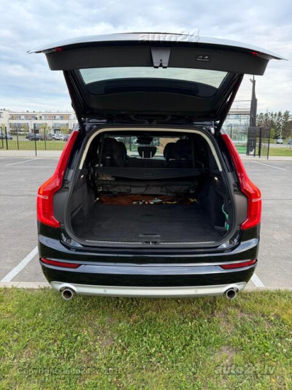 Zils Volvo XC90 2017 Tallina, ar dzinēja tilpumu 2.00 L un nobraukumu 255 tūkst. km par 24300 €, foto 10 vietnē AUTOMOTO.COM.LV