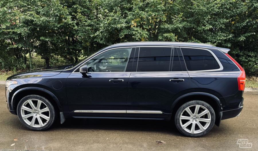 Blue Volvo XC90 2017 in Kaunas, with an engine capacity of 2.00 L and mileage of 213 thousand km for 22300 €, photo 3 on AUTOMOTO.COM.LV